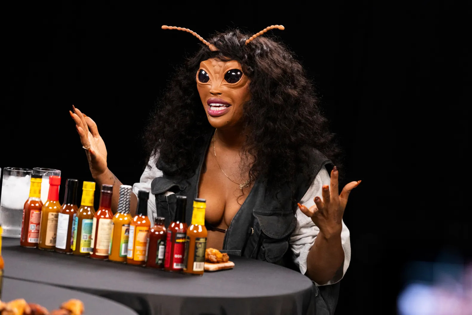 Sza SZA New Album 'S.O.S' 2022: Tracklist, Release Date, Features ...